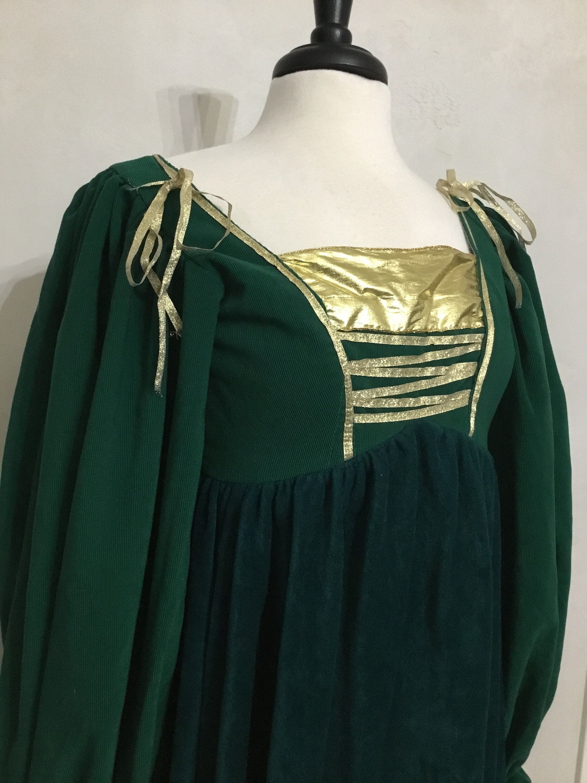 Forrest Green Princess Fiona Dress. Shrek. Woman's / TEEN - Etsy