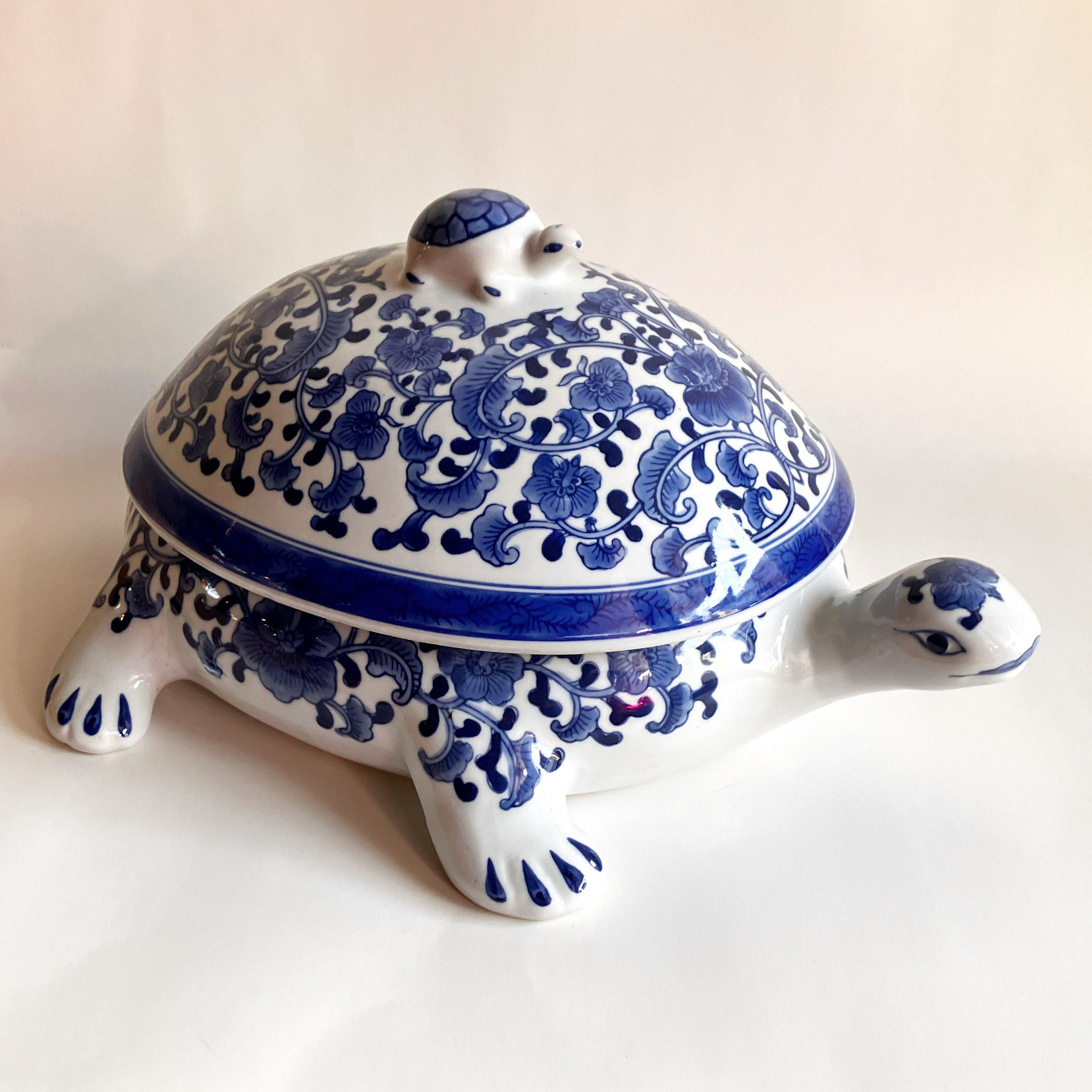 Vintage Blue and White Ceramic Turtle/ Tortoise Covered Dish / Tureen ...