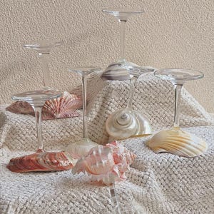Seashell Wine Glasses, Shell Martini Glasses, Wedding Bridesmaid Gift ...
