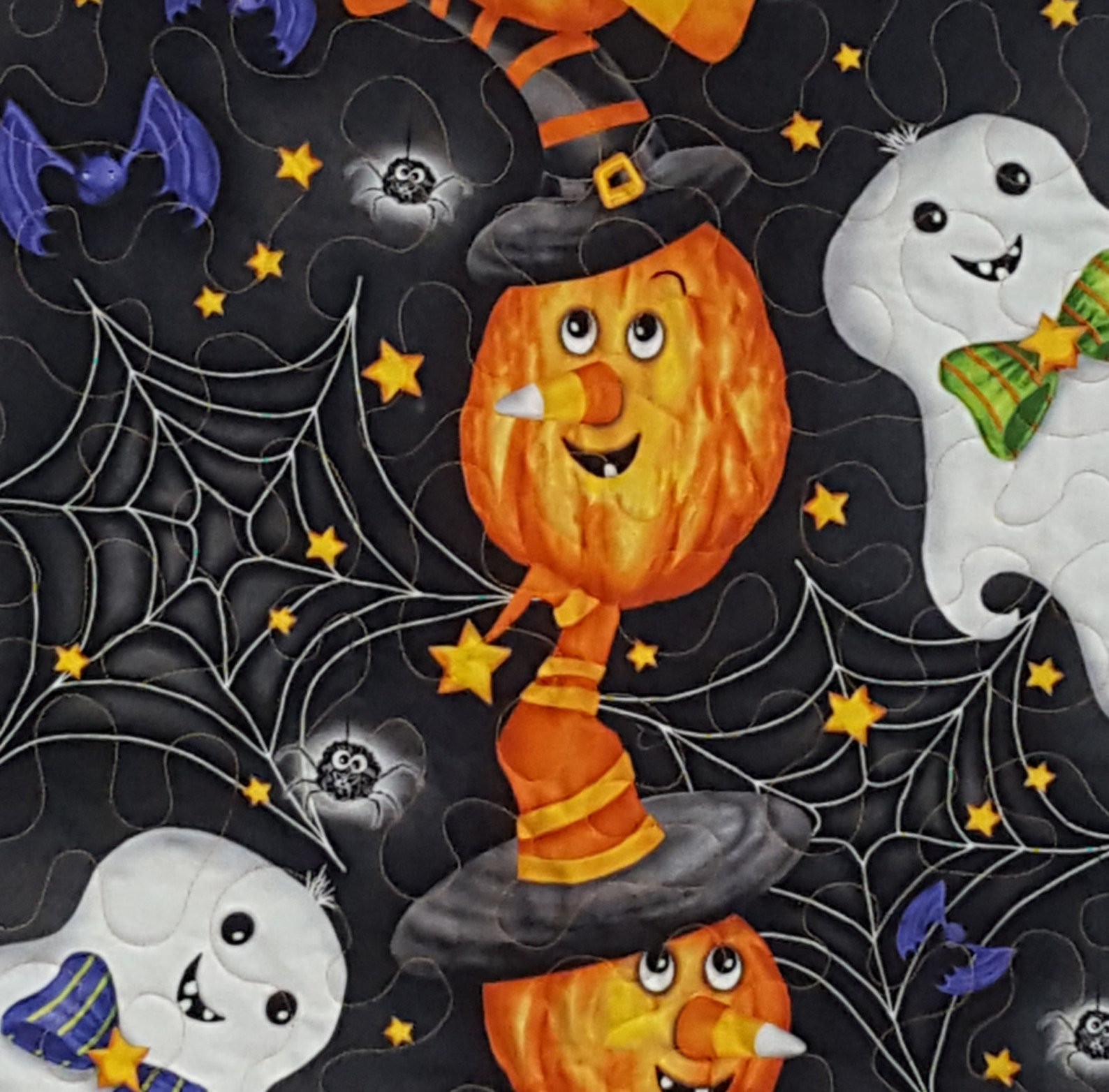Halloween Wall Quilt With Ghosts and Pumpkins - Etsy
