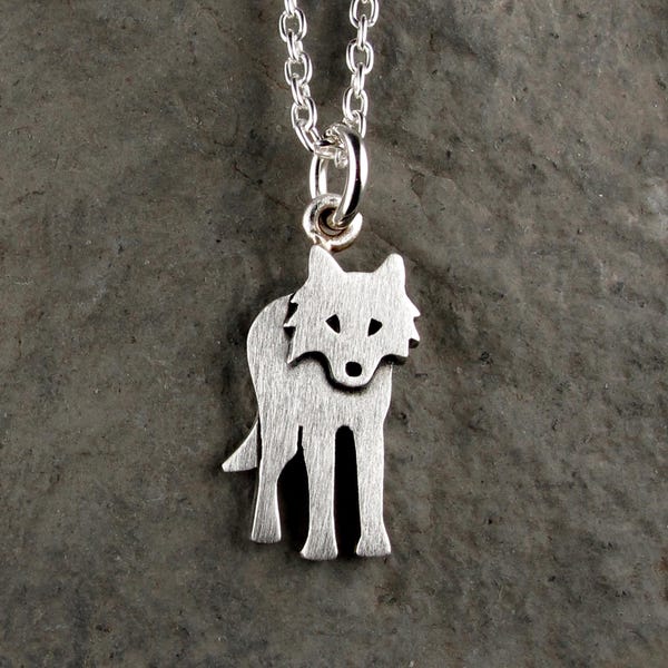 Wolf Gifts - 60+ Gift Ideas for 2026