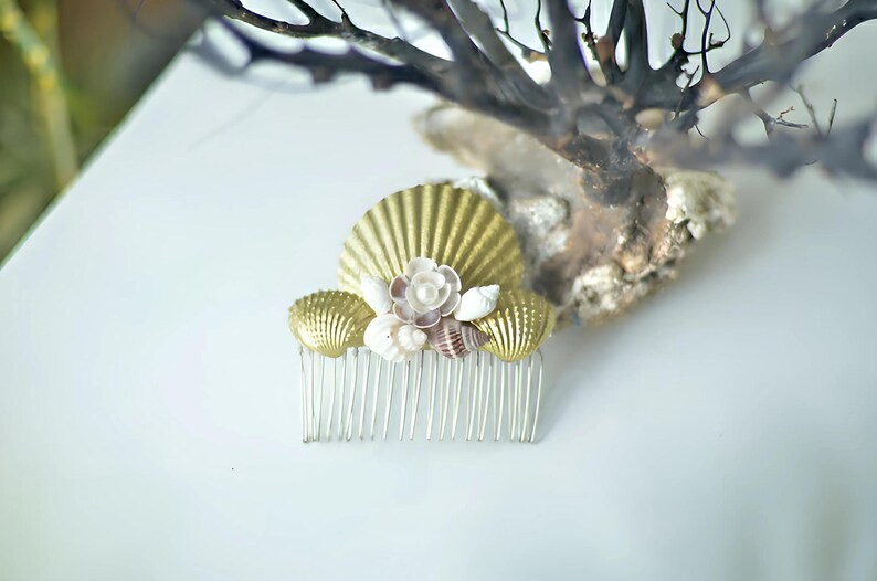 Seashell Hair Comb, Handcrafted Natural Seashell, Beach Wedding Comb ...