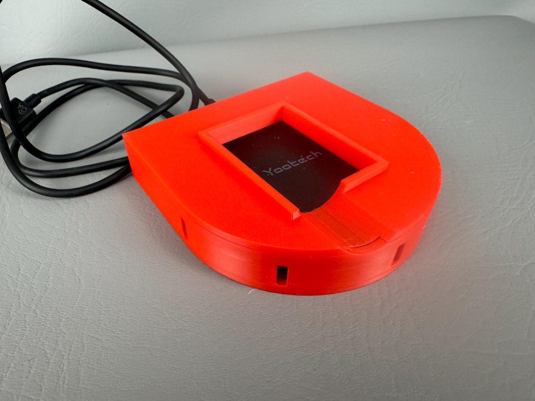 Tandem MOBI "alternative" Charger and Travel Case (charger is Included ...