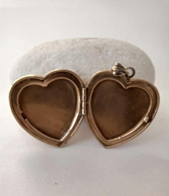 Antique Victorian Heart Locket - engraved sun and flo… - Gem