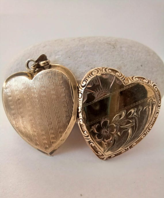 Antique Victorian Heart Locket - engraved sun and flo… - Gem