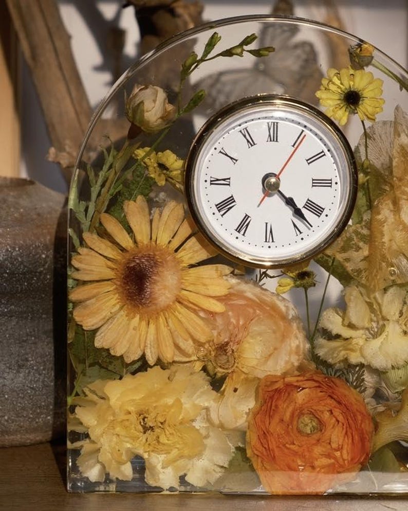 Flower Resin Desk Clock Home Office Decor for Women Desk Clock With ...