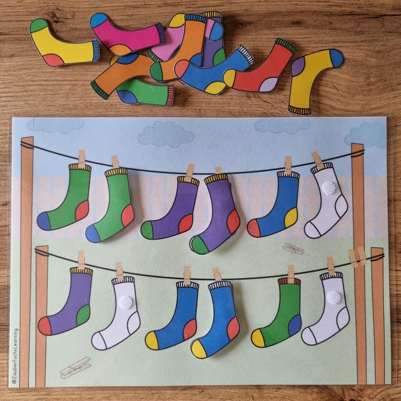 Clothes Line Color Matching Socks, Color Matching, 18 Socks ...