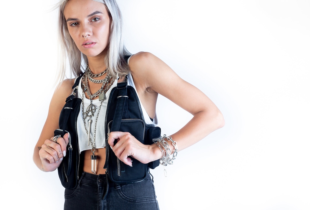 THE HACKER Jet Black Canvas Techwear Utility Vest - Etsy