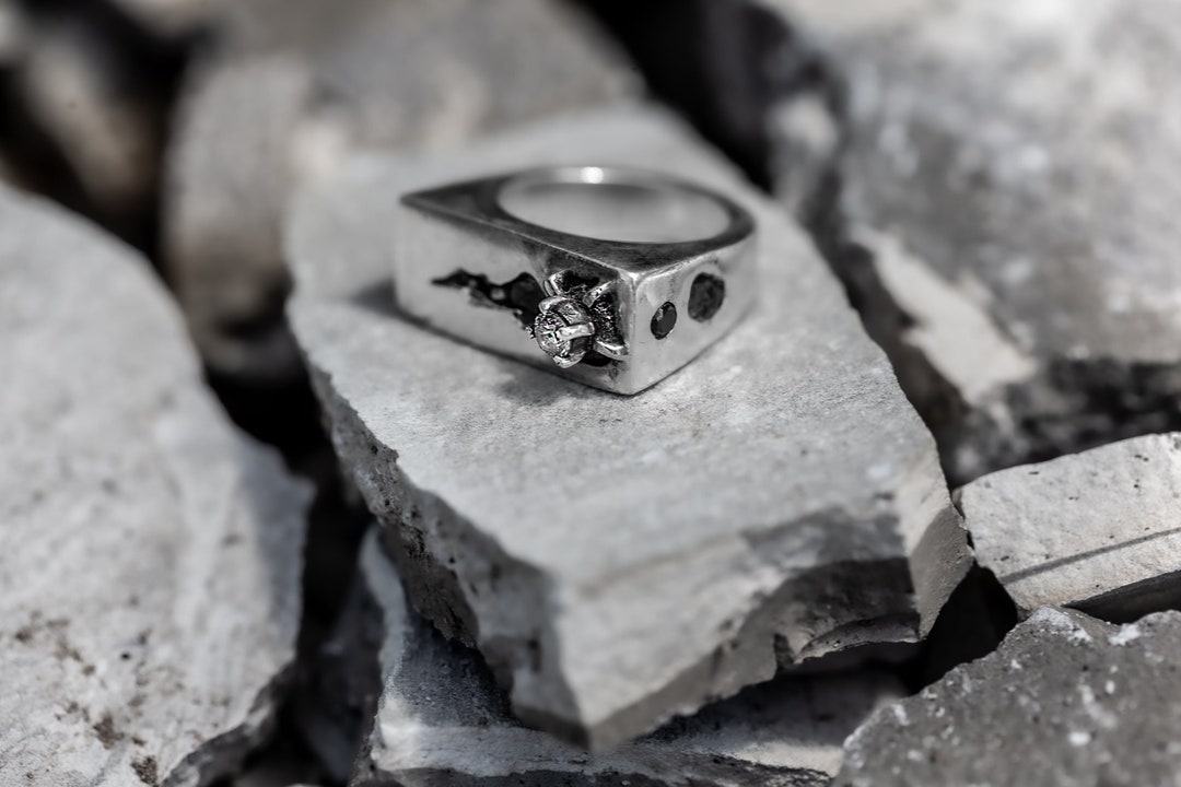 Diamond in the Rough Meteorite Silver Ring - Etsy