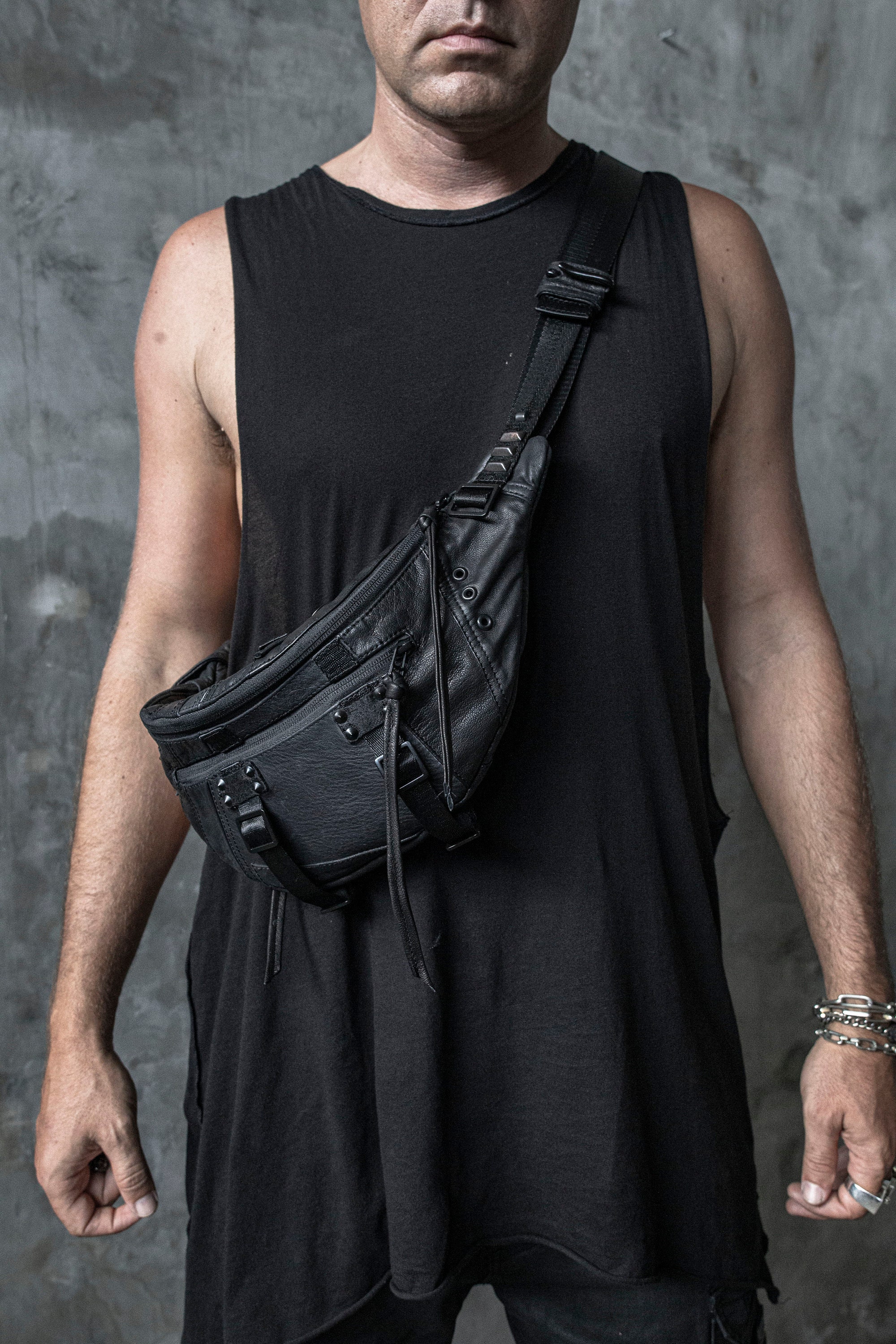Oakley Sling Bag - Etsy Oakley Sling Bag - Etsy