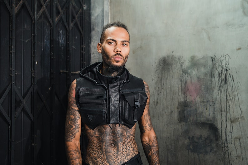 Tech9 Leather Hood With Shoulder Holsters | Tactical Techwear Pockets I ...
