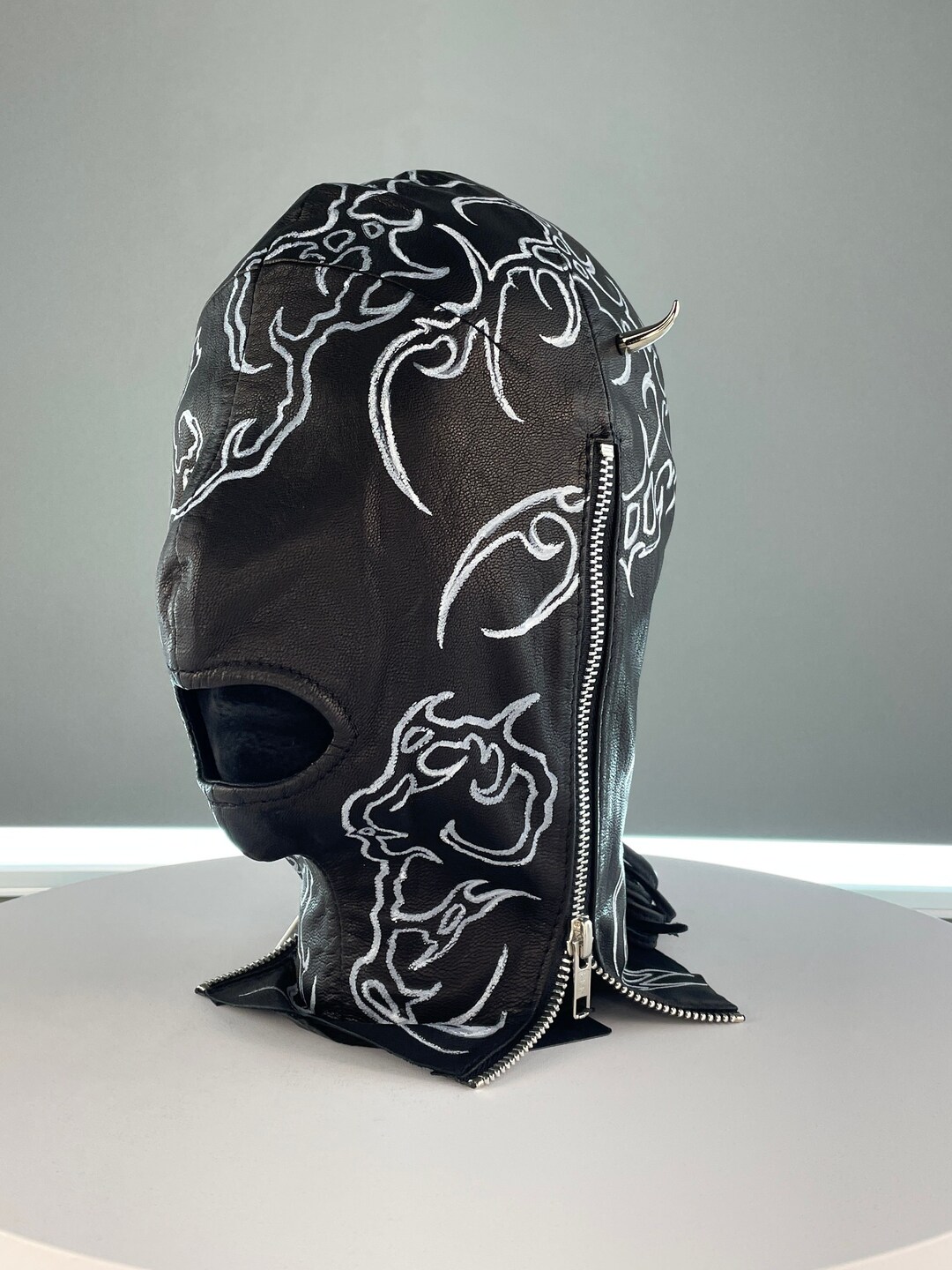 Julia X Jungle Tribe Collab Custom Leather Mask: Daggers of Bugs - Etsy