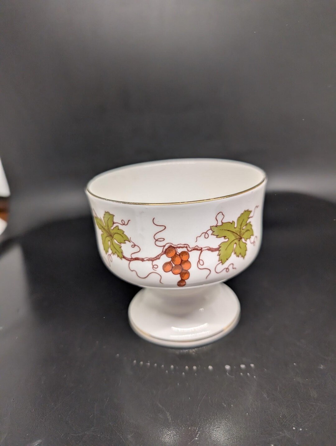 Royal Victoria Fine Bone China Decorative Bowl 3 1/4" Grapes and Vine ...