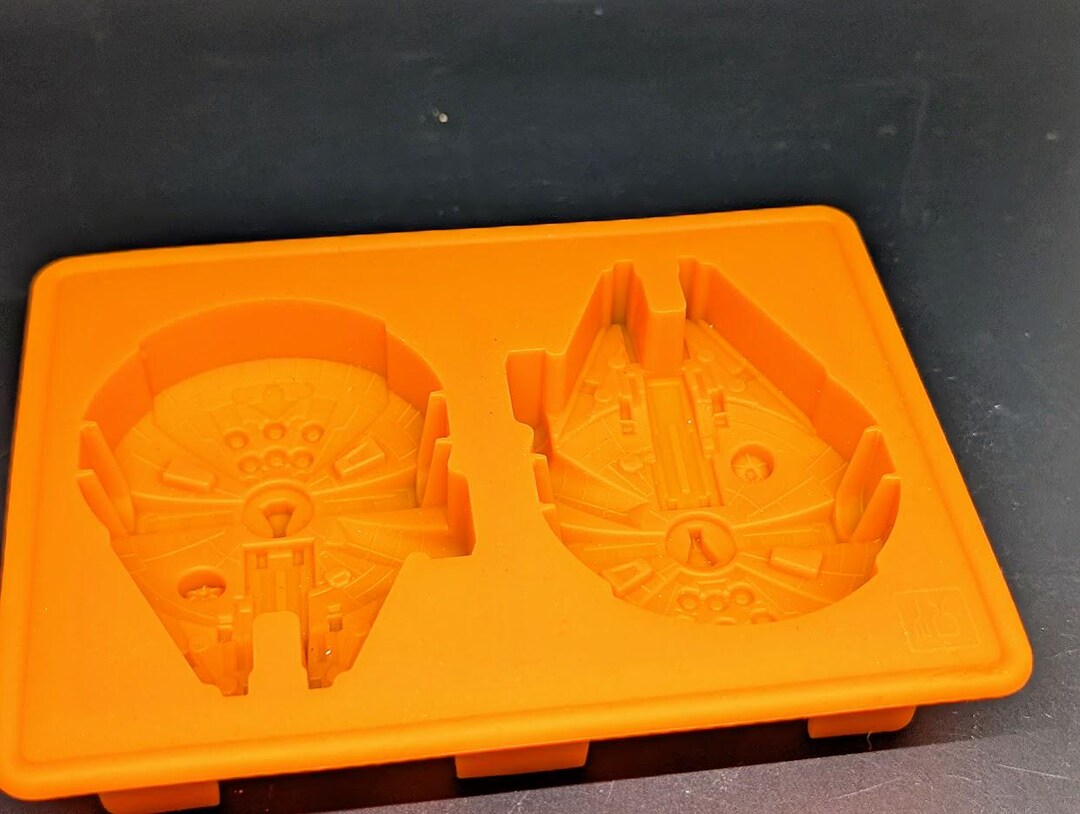 Millennium Falcon Ice Mold - Silicone Mold - Star Wars - Spaceship Mold ...