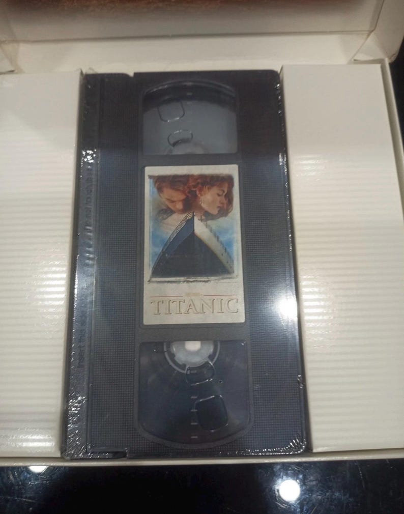 Titanic VHS Collectors Edition Box Set Collector Cards 35mm Film Cell ...
