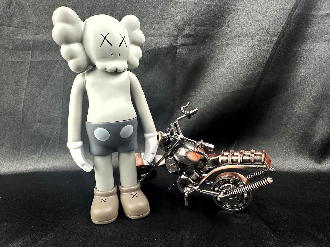 Kaws Figure Kaws Desktop Ornament Kaws Standing Doll Decoration ...