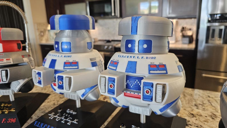 R2D2 Edition! - V.I.N.CENT (vincent Robot) Display Figure From Disney's ...