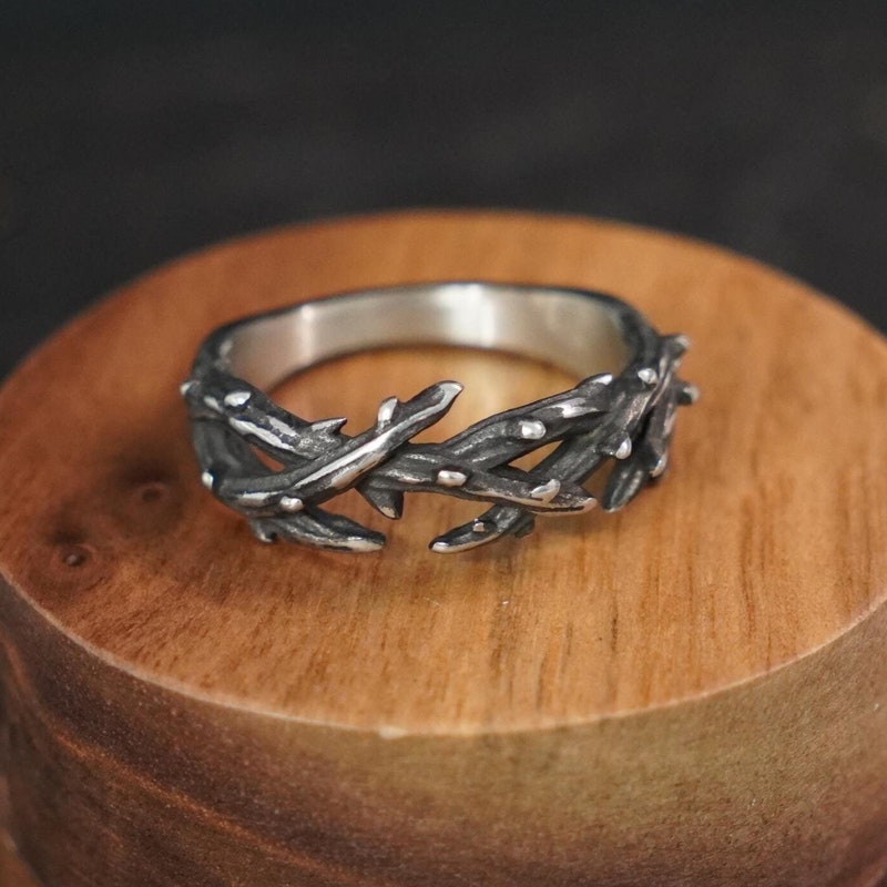 Thorn Ring - Etsy
