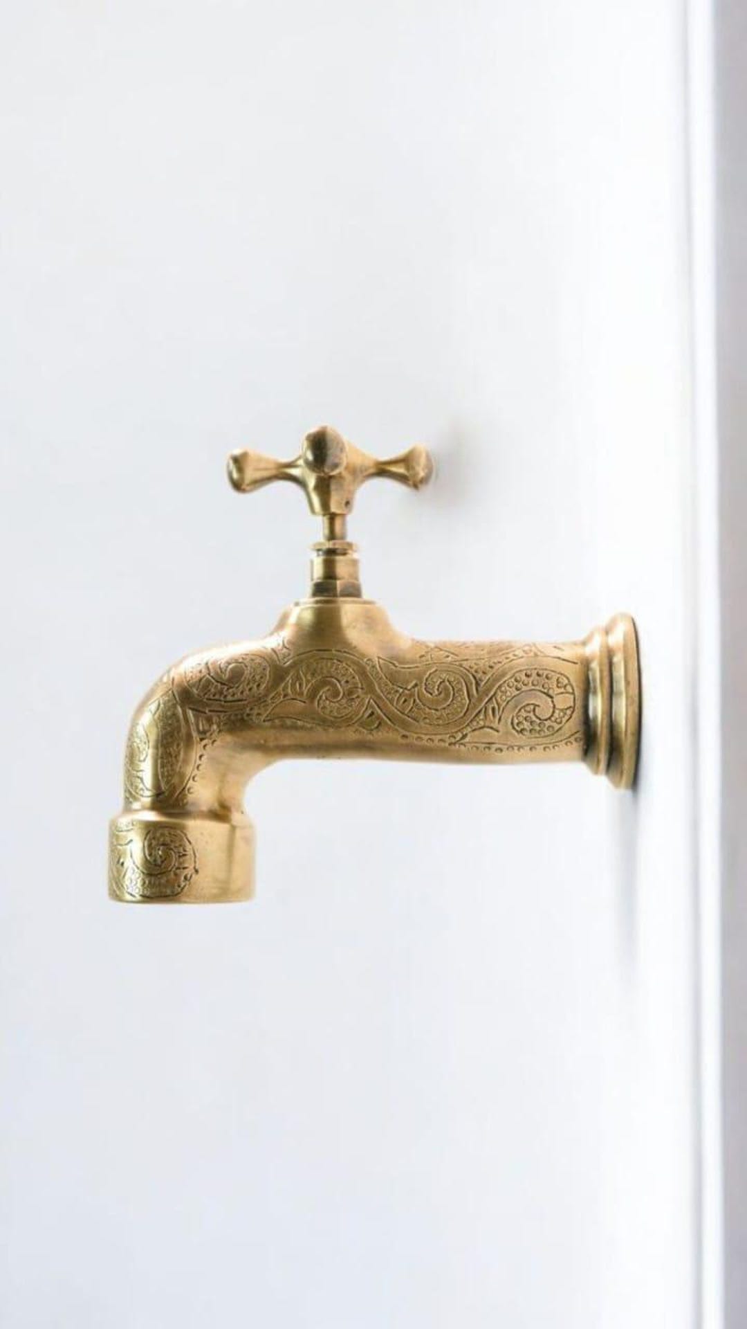 Antique Brass Wall-mounted Faucet With Hand-engraved Arabic Patterns ...