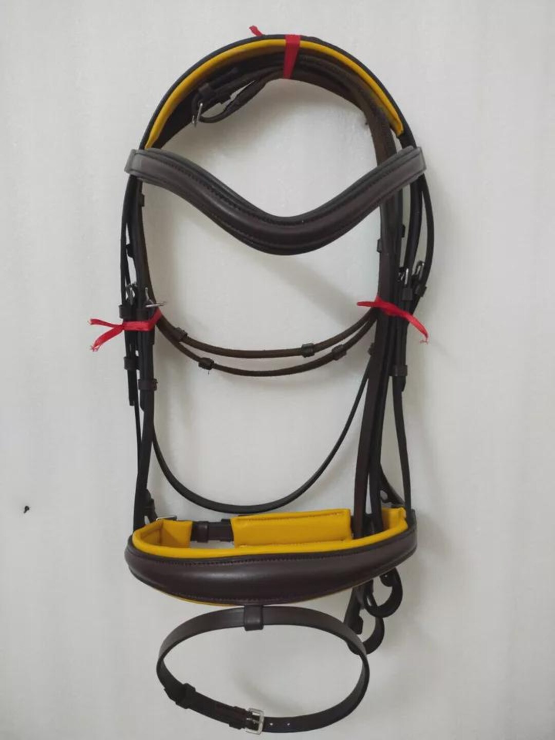 English Leather Bridle With Plane Brow Band With Yellow Padding (free ...