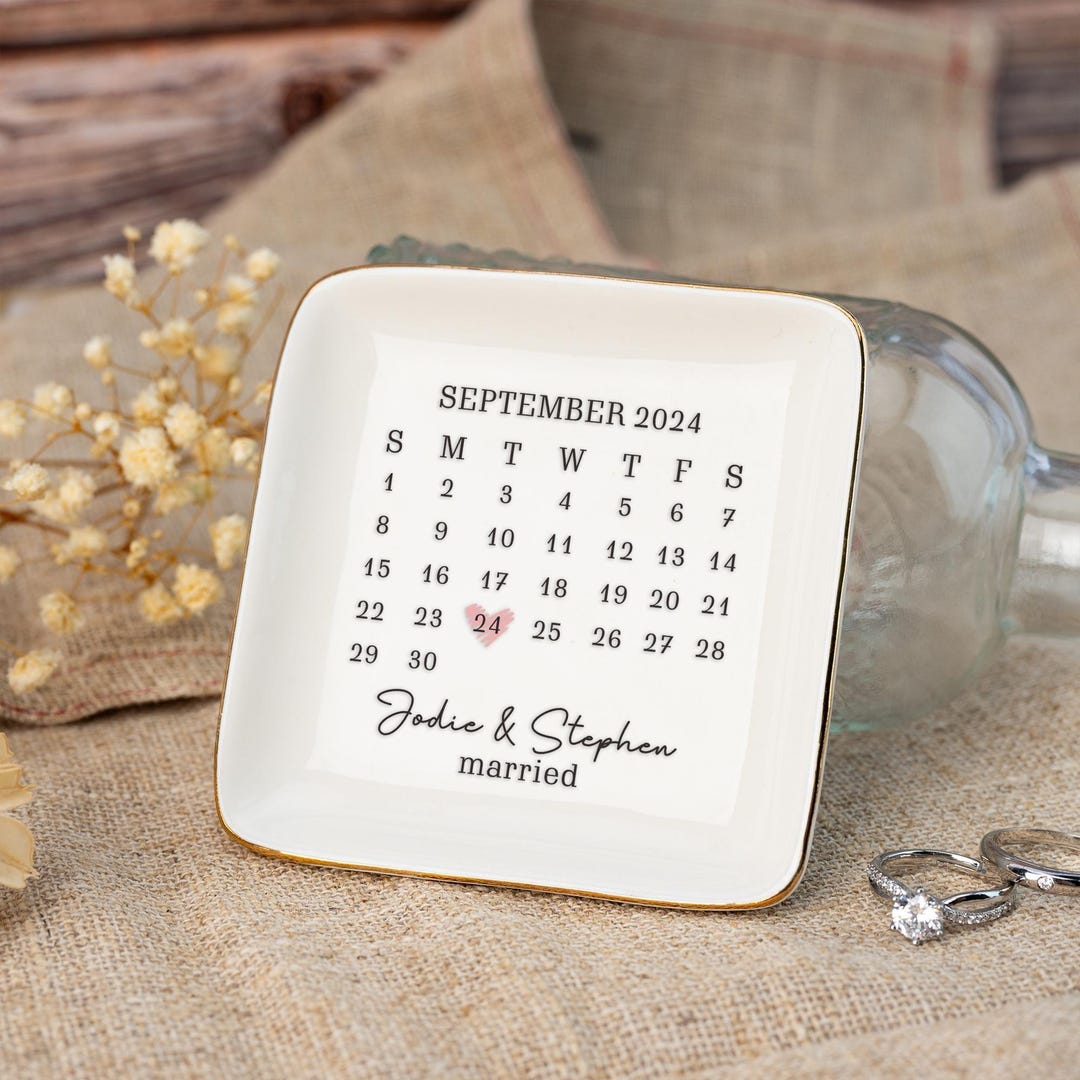 Custom Wedding Calendar Date Jewelry Dish, Wedding Ring Dish ...
