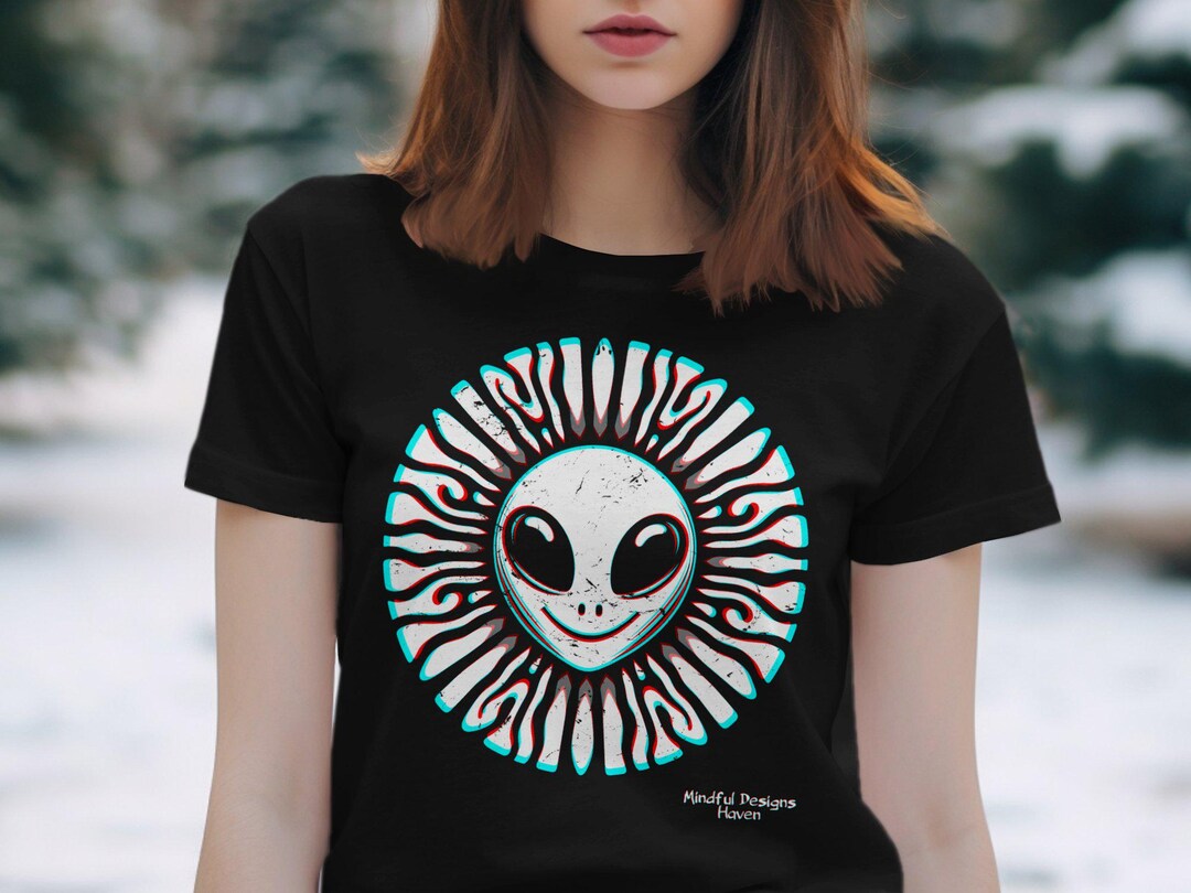 Alien Sun Face Design, Trippy Alien Art Gift, Psychedelic Alien ...