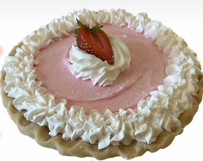 Fake Pie,creamy Strawberry Pink Pie in a Golden Crust, Lightly Sugar ...