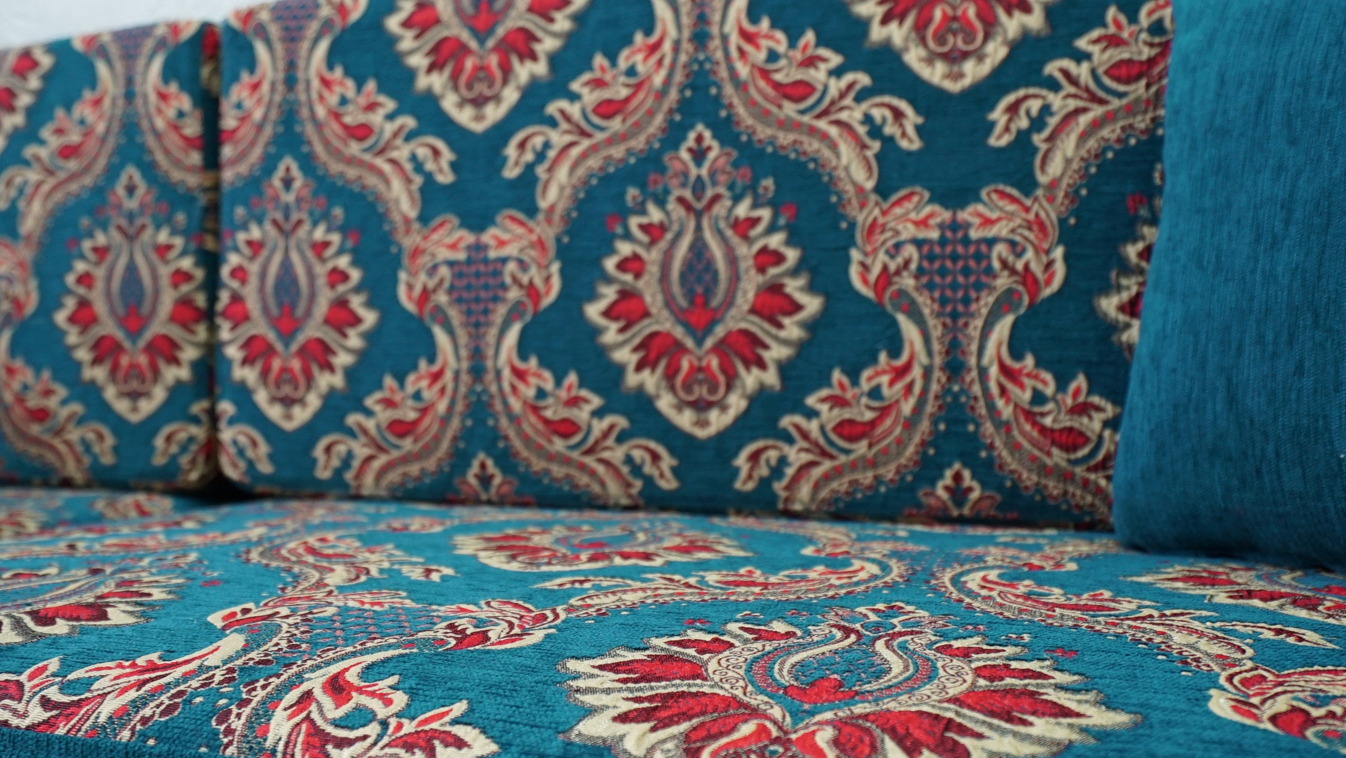 Arabic Majlis Sofa Sets, Ottoman Floor Cushion, Arabic Floor Couch ...