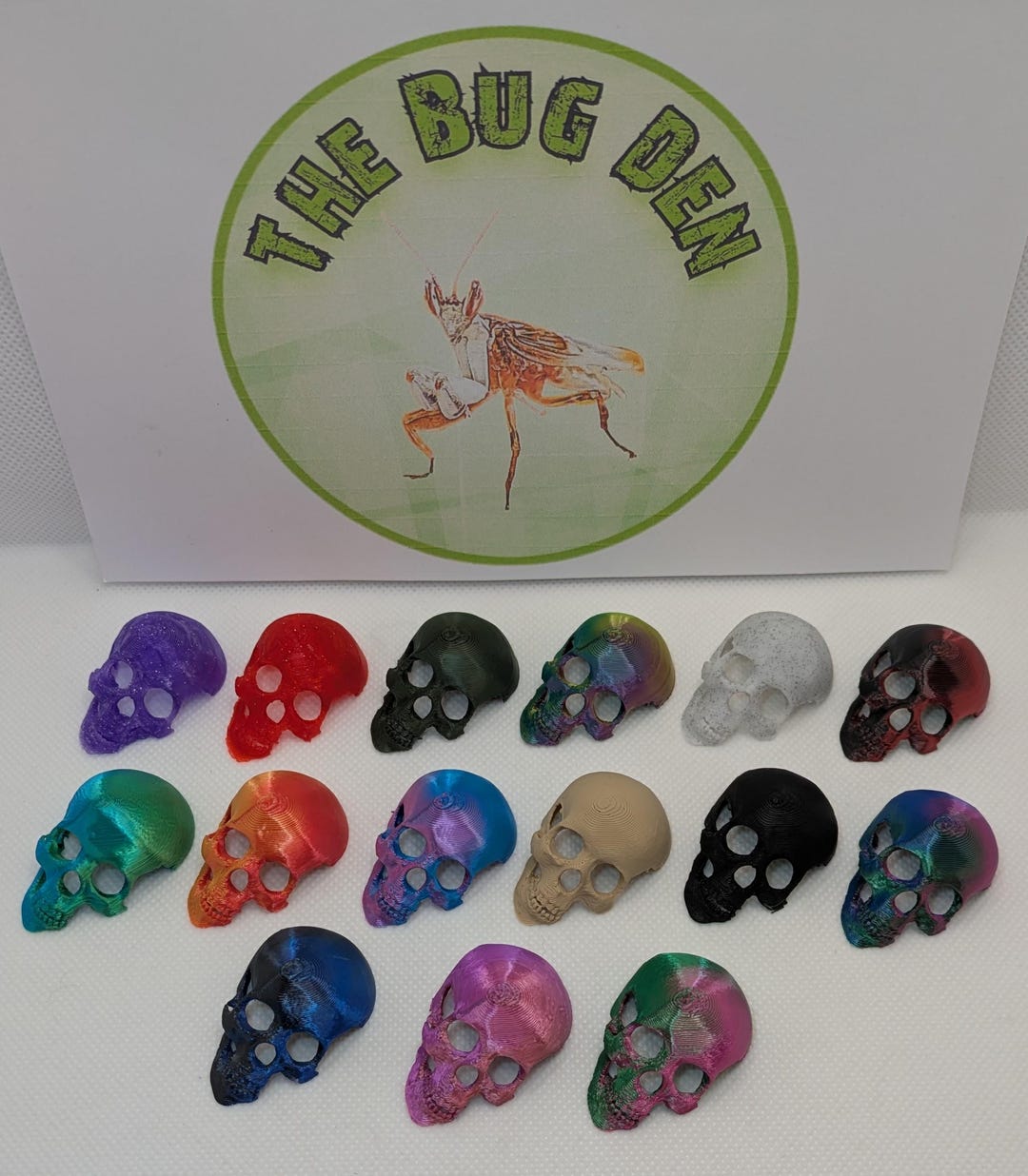 Mini Half Skull. Jumping Spider, Mantis or Isopod, Invert Accessory. 3D ...