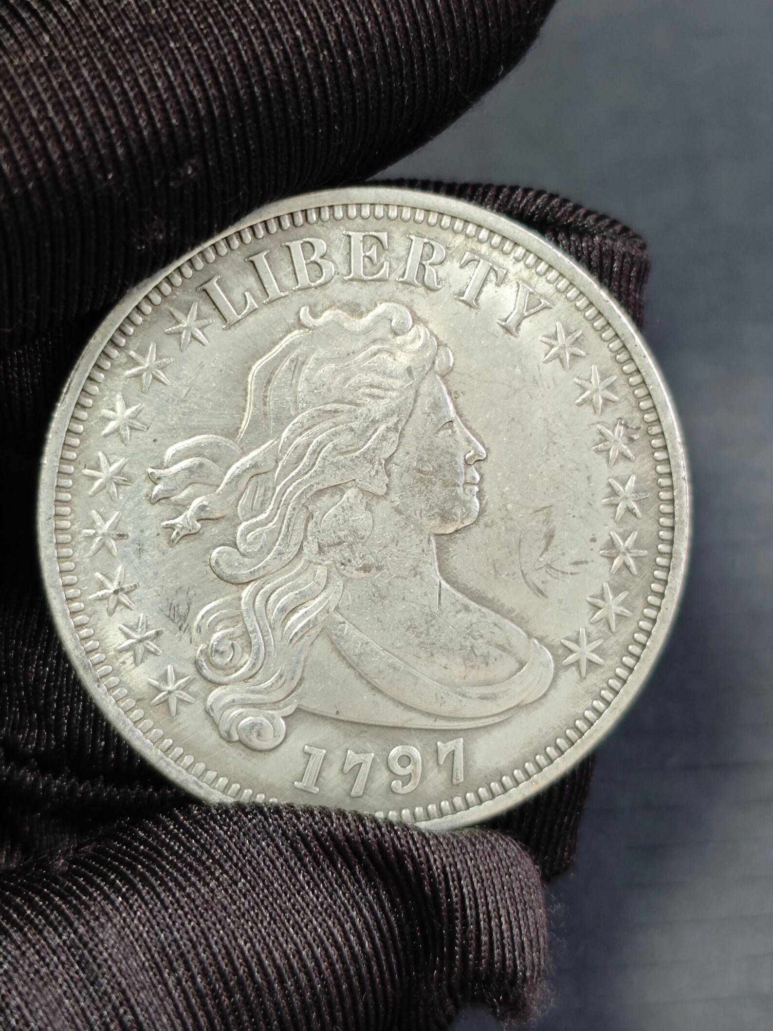 Vintage Bust of Statue of Liberty in Cape, Dollar Collectibles, Old ...