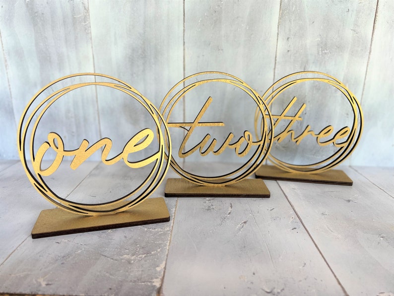 Circle Wedding Table Numbers: Metallic Gold, Silver, Rose Gold - Etsy
