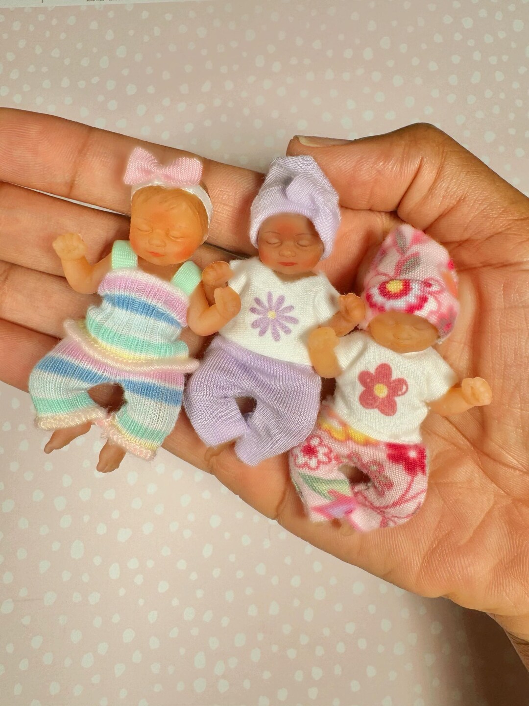 Tiny Tweets Mini Baby Outfits for 2.5-inch Dolls, Doll Clothes for ...