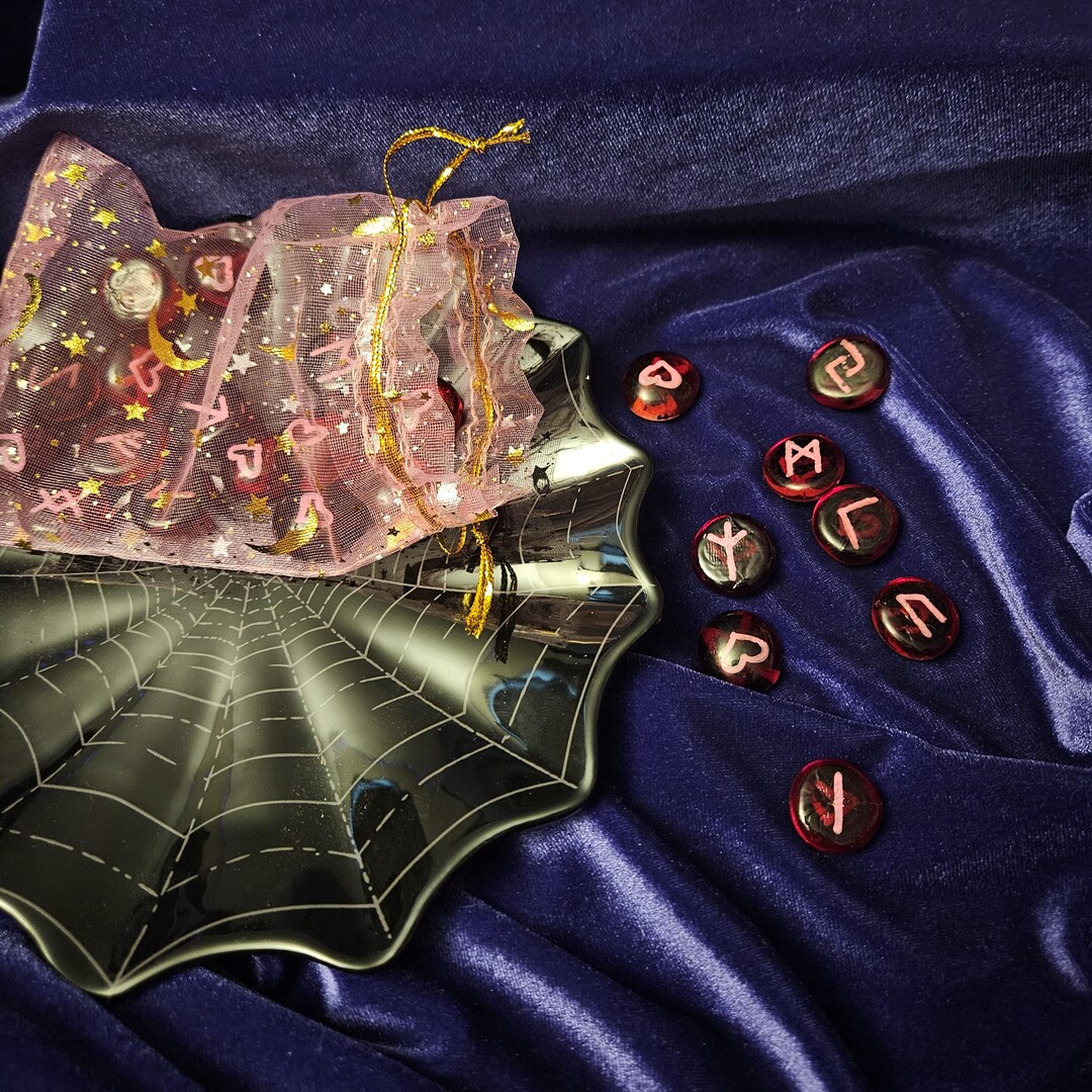 Elder Futhark Runes | Red Runes | Heart Runes | Casting Runes | Runes ...