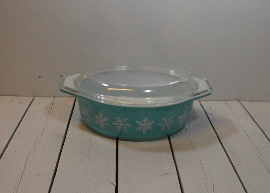 Pyrex Snowflake Blue, Blue, Oval Casserole #043 With Lid - Etsy