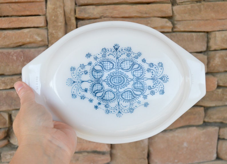 Vintage Pyrex Blue Doily Oval Casserole 043 With Lid - Etsy