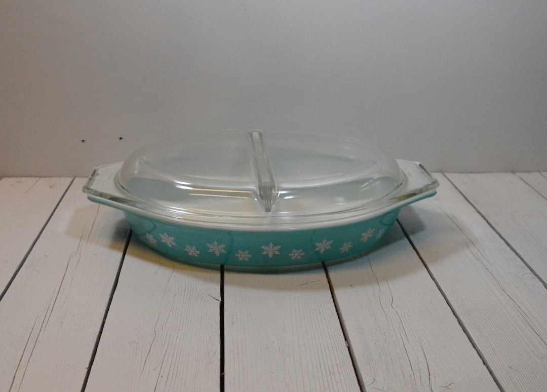 Vintage Pyrex Turquoise Snowflake Divided Dish #063 With Lid - Etsy
