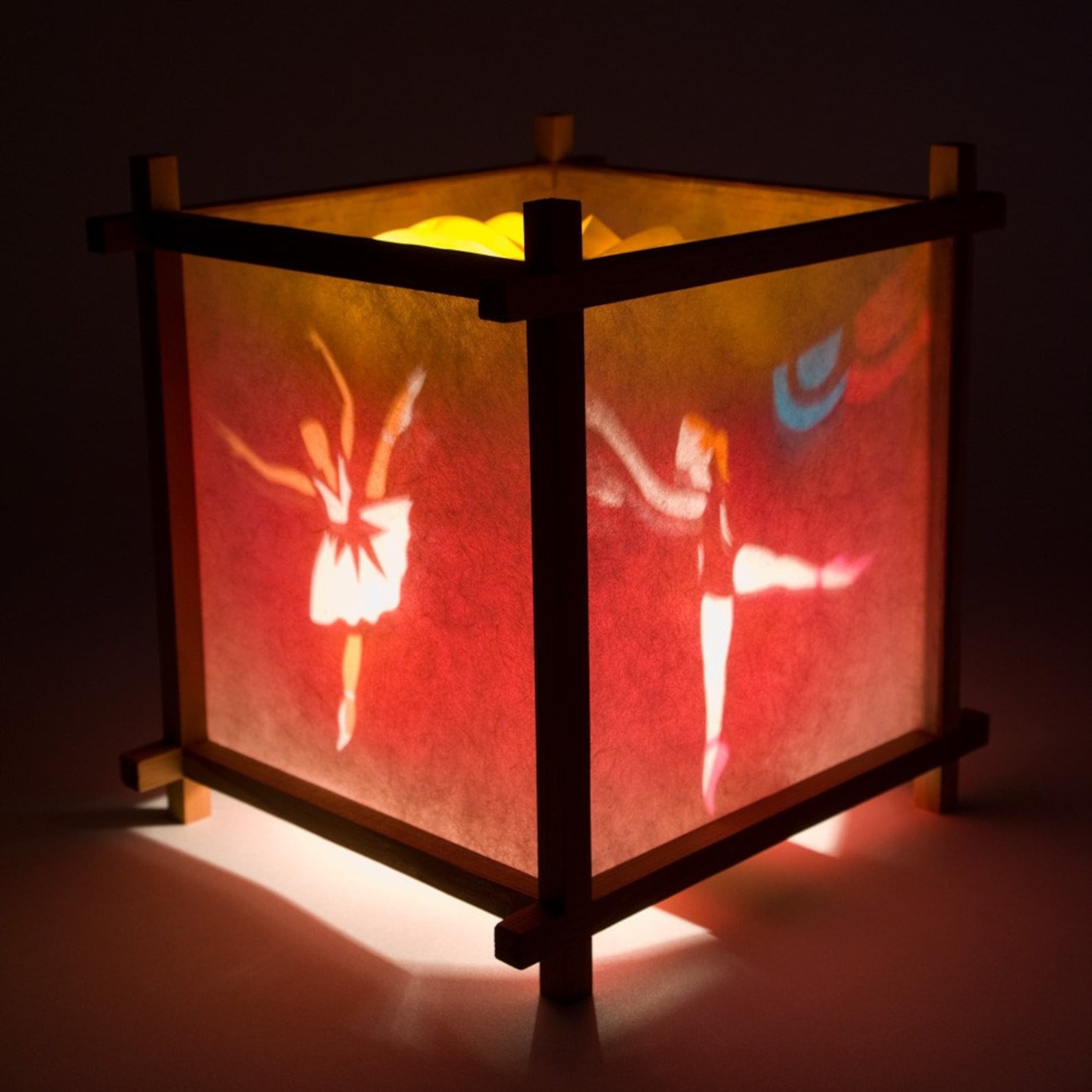 Ballet Harmony Lantern, Girl's Bedside Lamp, Night Light, Spinning ...