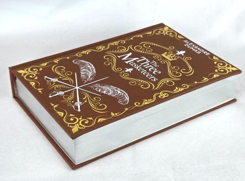 The THREE MUSKETEERS by Alexandre Dumas Deluxe Prestige Collection ...