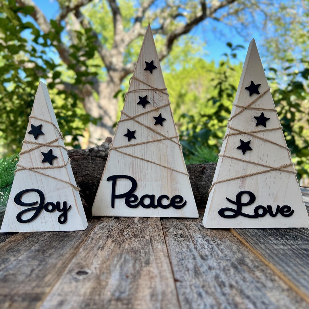 Wooden Trees Set of 3 With Holiday Design, Handmade and Painted With ...