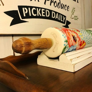 Farmhouse Cottage Style Rolling Pin Holder Bracket for Pioneer Woman ...