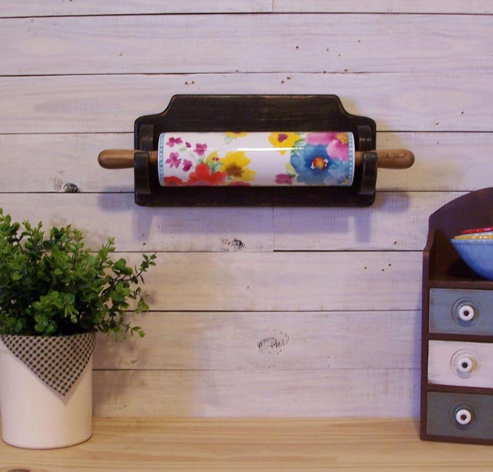 Horizontal Rolling Pin Display Rack for Pioneer Woman or Vintage Pins ...
