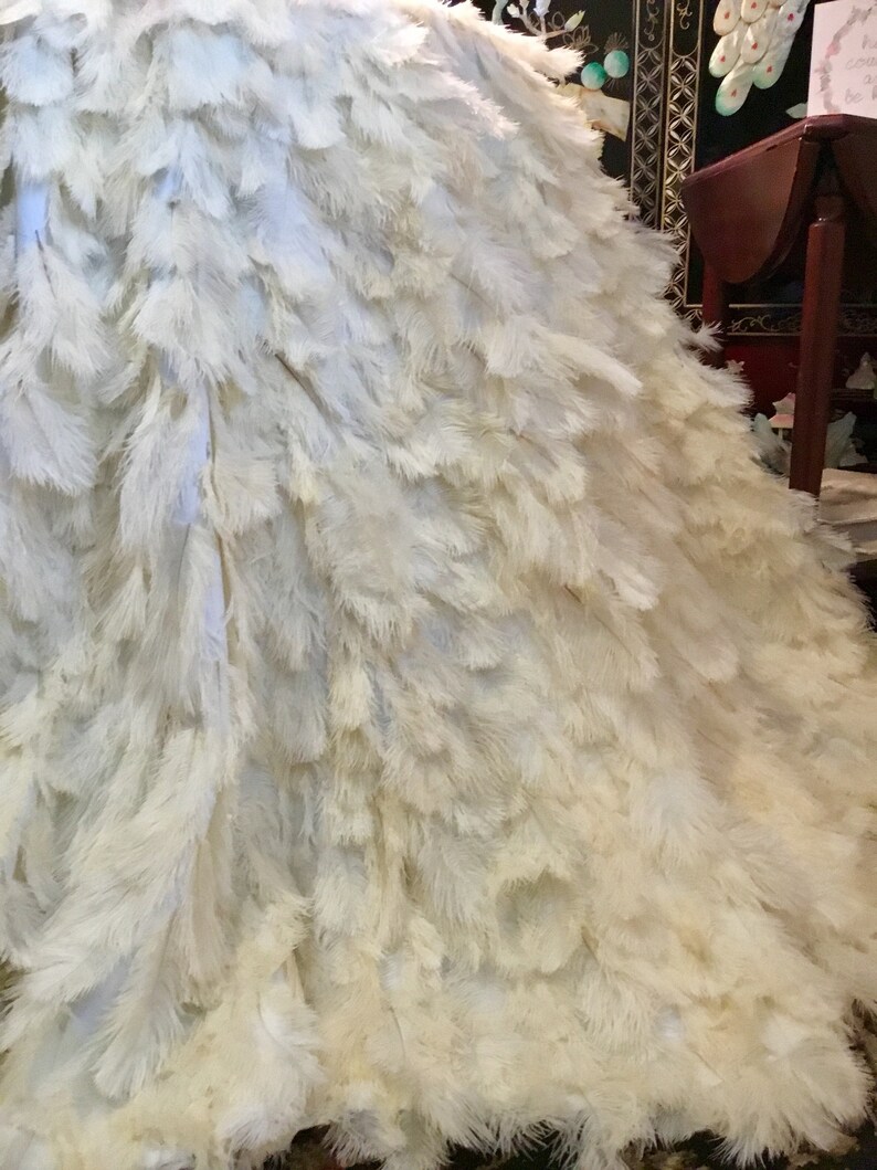 Ivory off White Ostrich Feather Tablecloth in Your Choice of - Etsy