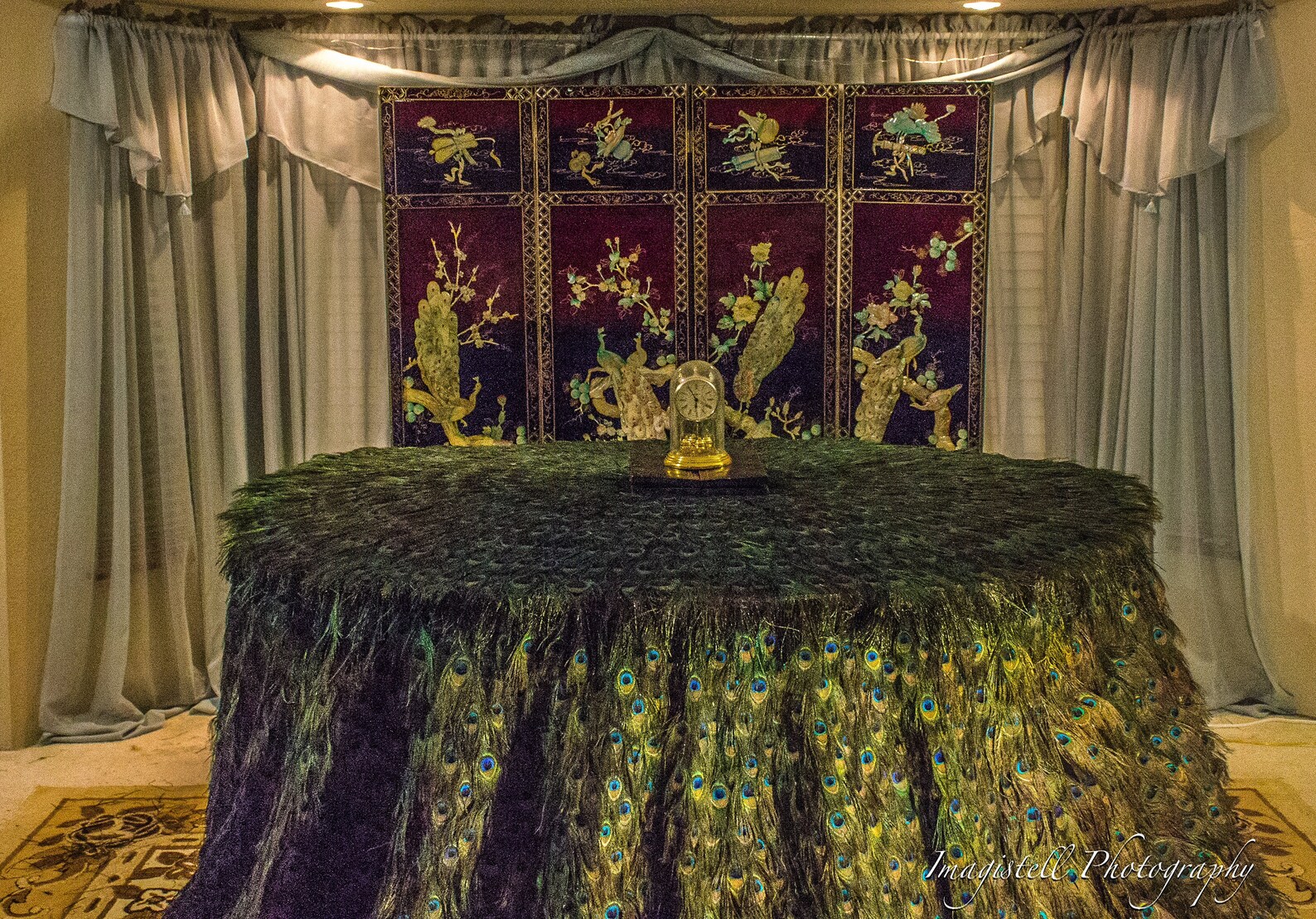 Peacock Feather Wedding Tablecloth Extravagant Luxurious Rococo ...