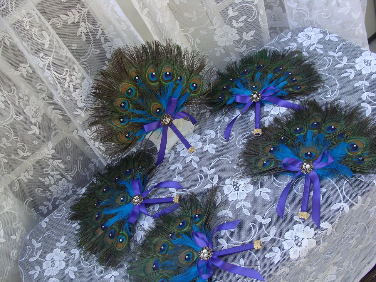 Renaissance Desi Indian Peacock Feather Bridal Wedding Fan Bouquet in ...