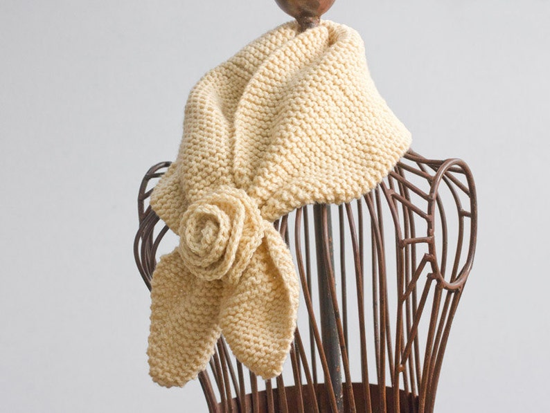 Beige Knit Keyhole Scarf Flower Neck Scarf Vegan Neck Warmer - Etsy