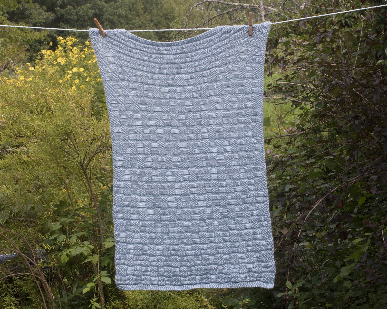 Easy Baby Blanket Knitting Pattern, Easy Reversible Baby Blanket With ...