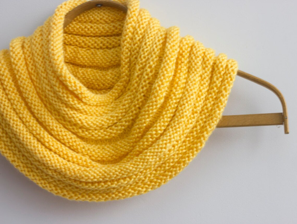 Fitted Cowl Knitting Pattern Instant Download Pattern Circle | Etsy