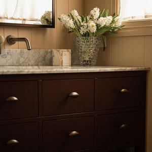 LA FAE Handblown Murano-style Glass Vase With Spiky Nodes - Classic ...