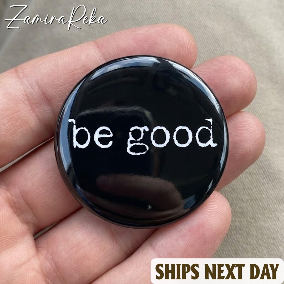 "Gerechtigkeit für Renee Nicole Good Button: ""Be Good"" Button." - Etsy.de