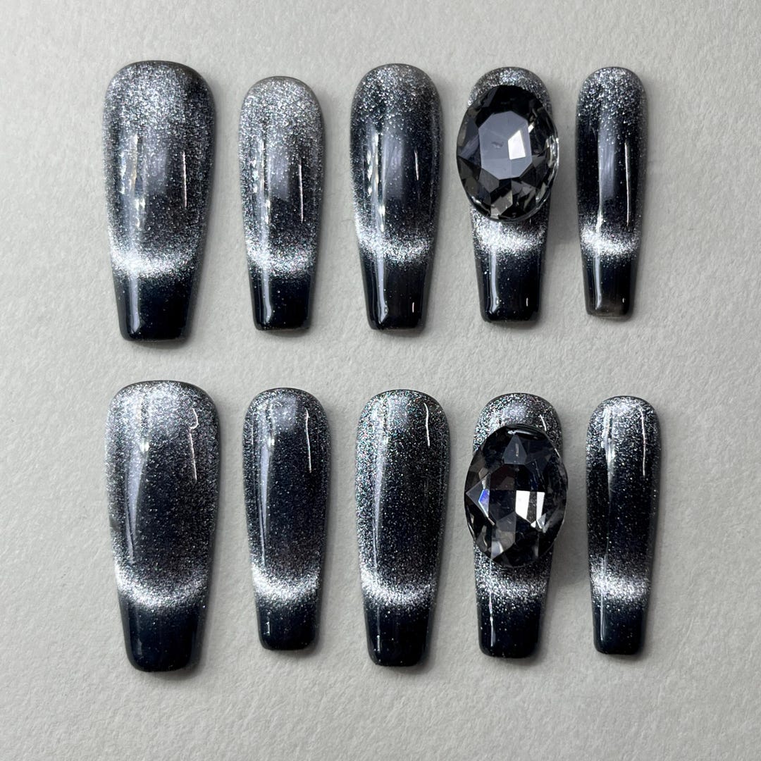 Minimalist Obsidian Black Cat Eye Nails With Silver Gel Nails | Press ...